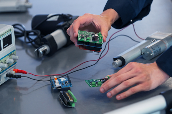Proper Linear Actuator Testing Guide – Progressive Automations